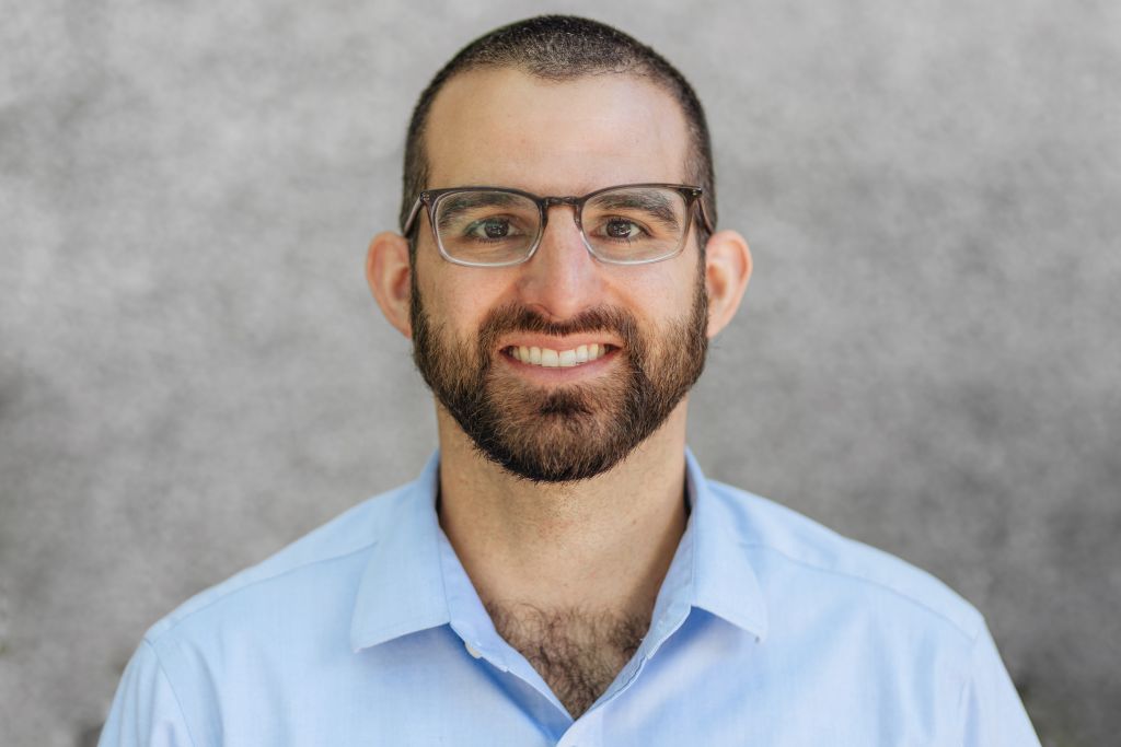 Meet Our Rabbis – Temple De Hirsch Sinai.